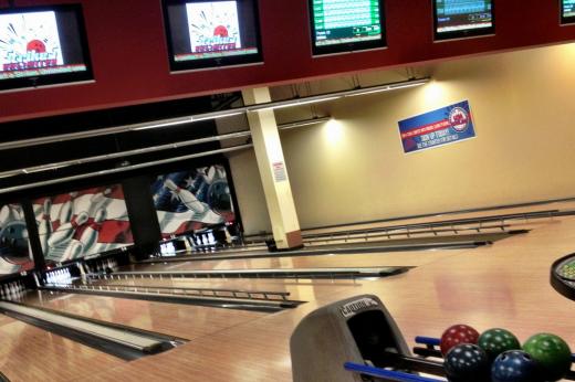 Best Bowling Lanes in Lodi, California